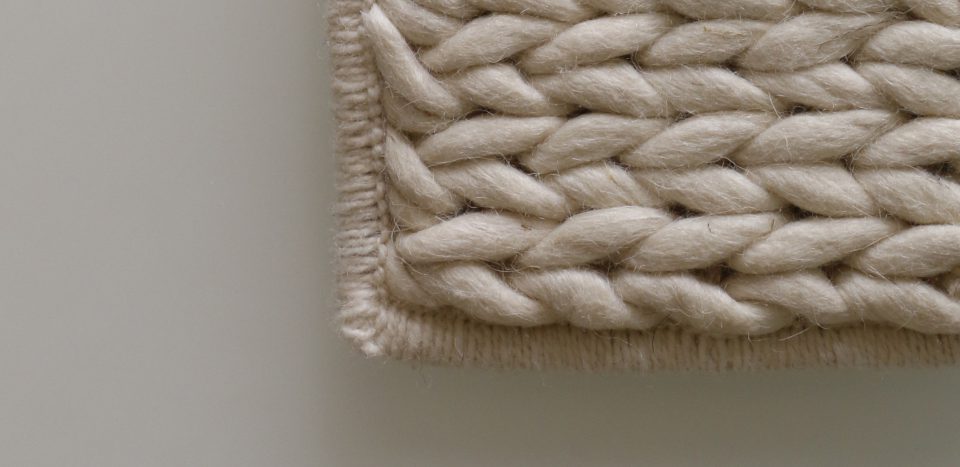 What is the difference of serging and binding edge on a rug ...